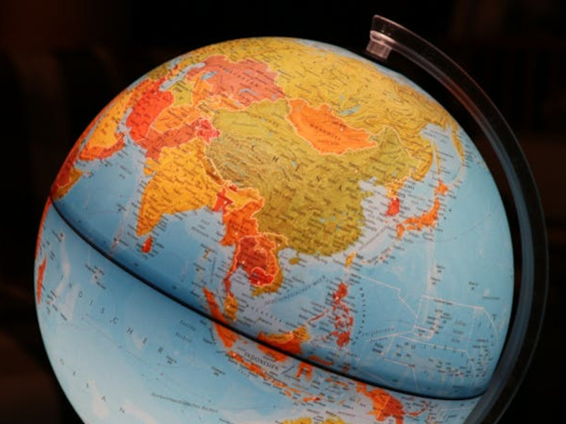 How to value a WHOLE country - Athla Valuations News